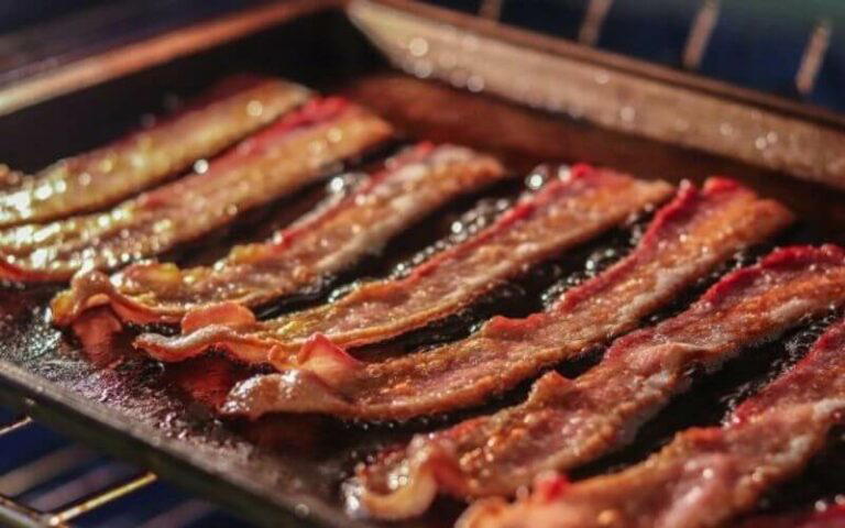 How To Cook Bacon On The Grill: Crispy Bacon In Minutes! • BoatBasinCafe