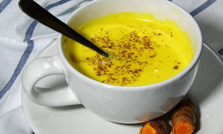 Can I Drink Coffee With A Sore Throat? Pros, Cons, And Alternatives ...