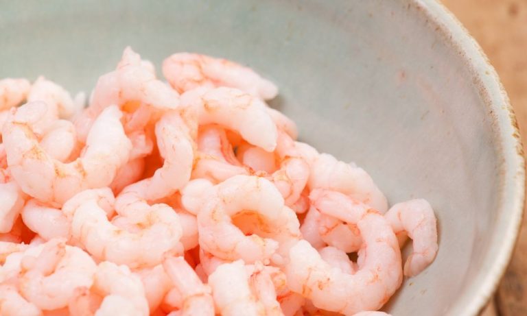 Defrosting Frozen Cooked Prawns: Quick & Easy Methods Revealed ...