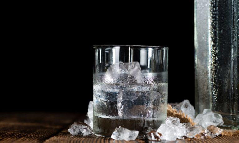 How Long Does An Open Bottle Of Vodka Last: A Complete Guide For Vodka ...