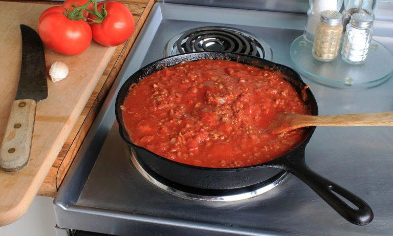 Spaghetti Sauce Expiration Guide: Freshness & Storage Tips • BoatBasinCafe