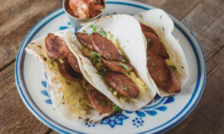 Polish Dogs Vs Hot Dogs: Flavorful Comparison Guide