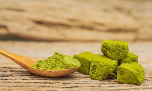 Matcha Acidity Explained: Health Benefits, Nutrition & Recipes