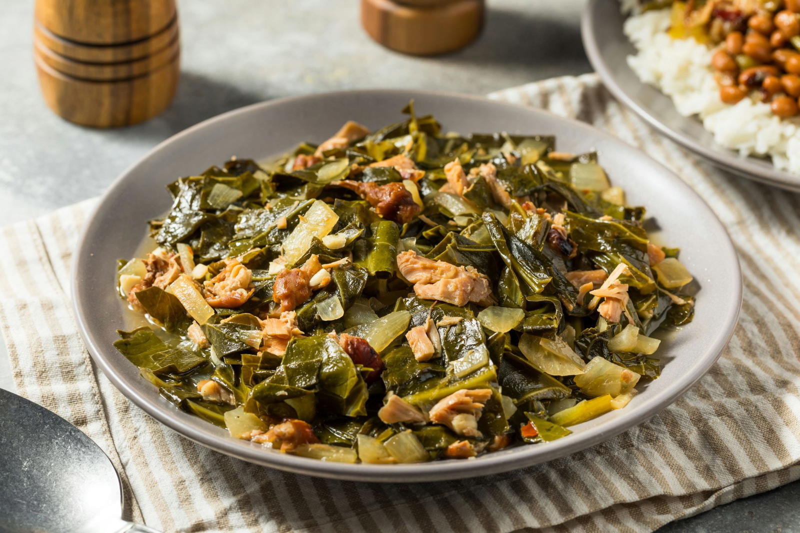 Mustard Greens Vs. Collard Greens: Know The Difference Before You Cook ...